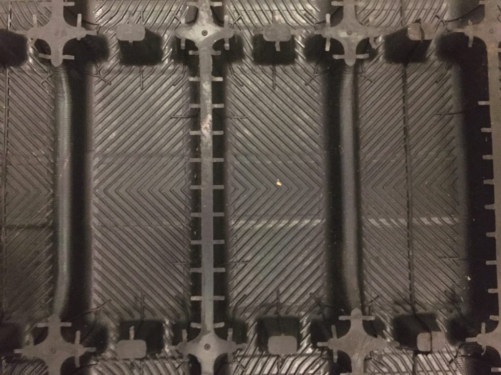 12 - FRONT TRACK ATV R4S (9342S) - CAMSO ATV / UTV TRACK SYSTEMS